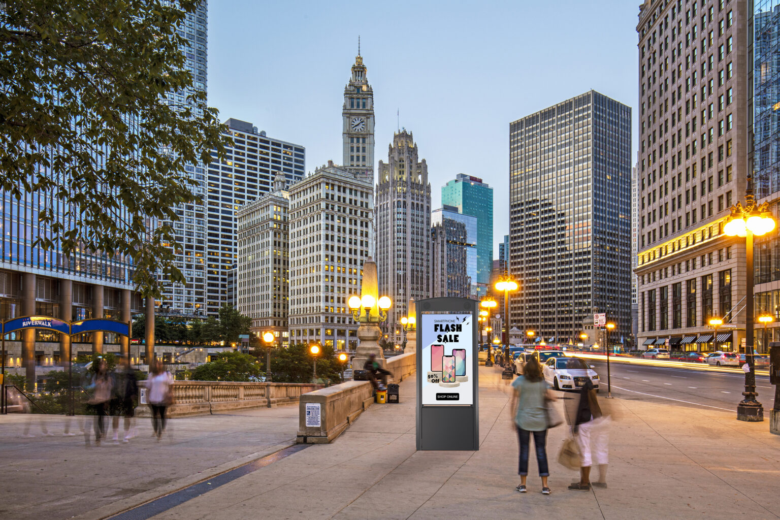Outdoor Signage: Overcoming Environmental Challenges - PeerSpectives